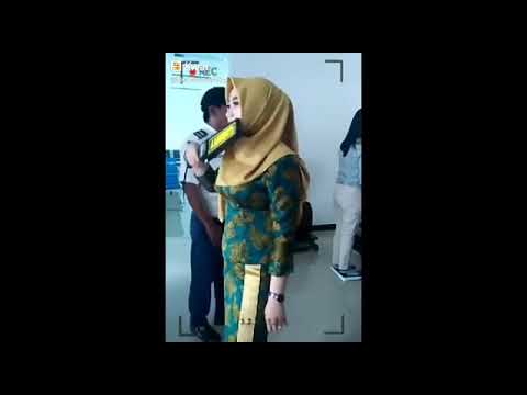 Jilboobs Melayu Goyang Hot - YouTube