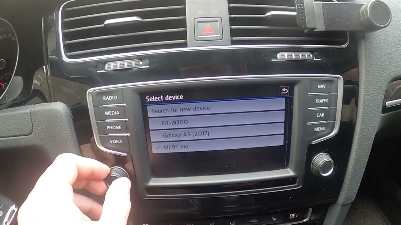 How to Play Music from Smartphone via Bluetooth in Volkswagen Golf VII ...