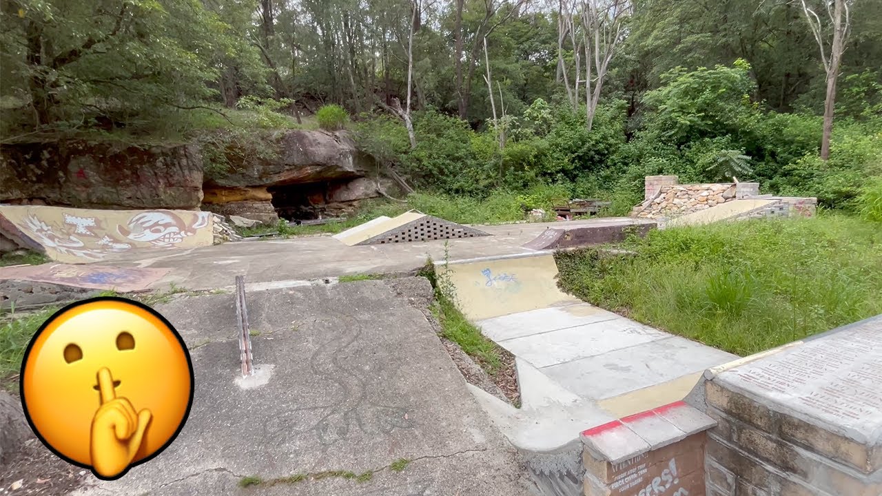 HIDDEN DIY SKATEPARK IN A FOREST - YouTube