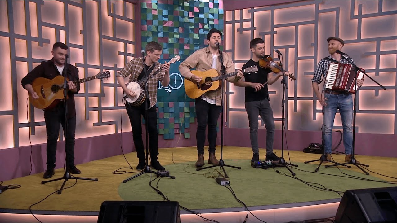 Corner Boy - Let's Hit the Road (Live Acoustic Version - Six O'Clock ...