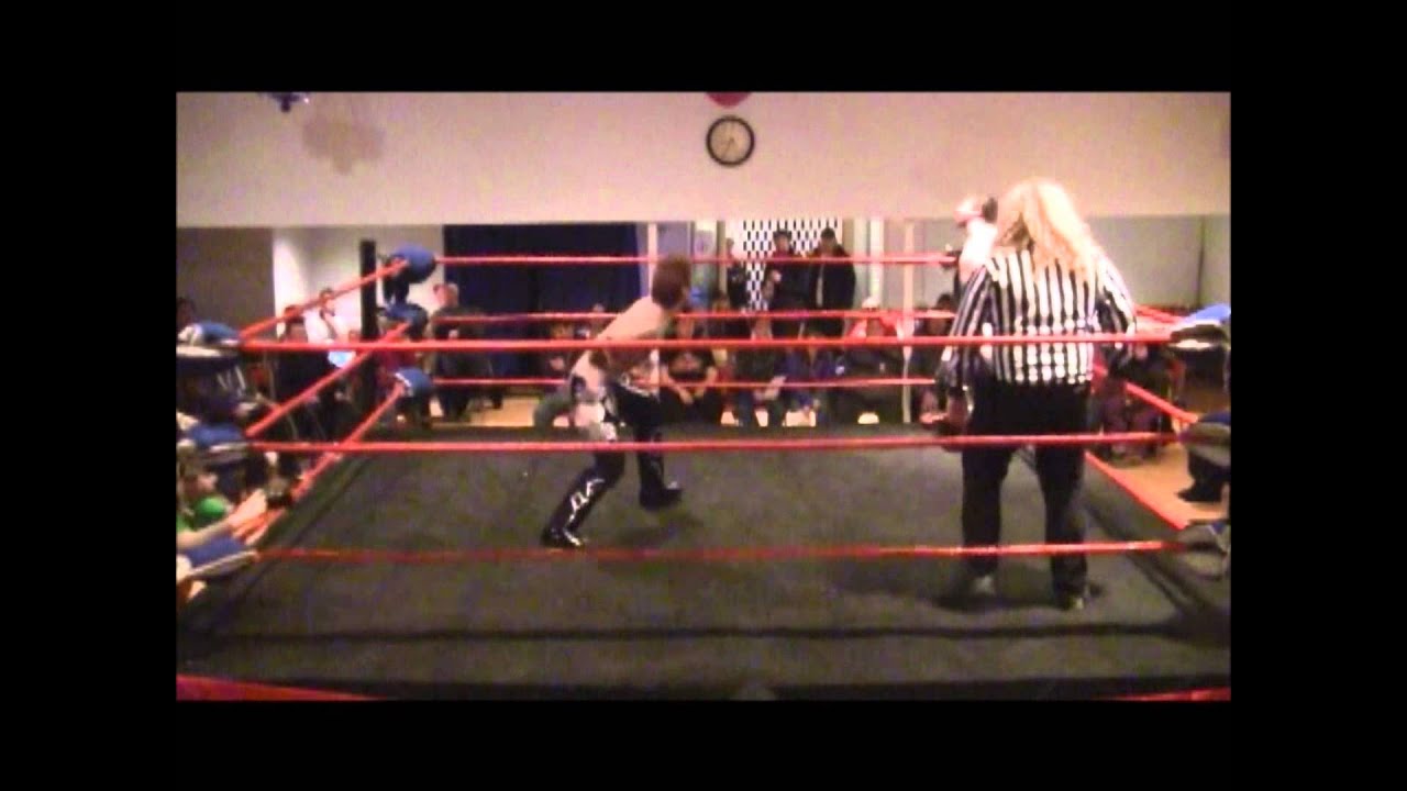 "BIG KICK TO DA FACE" / Step-Up Corner Enziguri. - YouTube