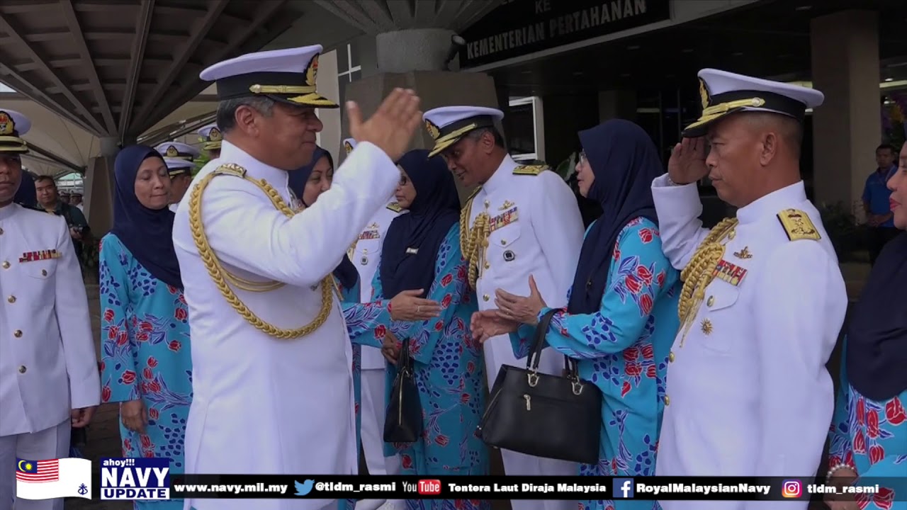 Majlis Pemakaian Pangkat dan Serah Terima Tugas Panglima Tentera Laut ...