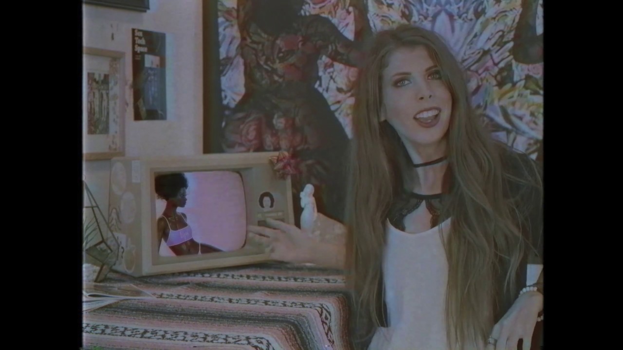 Lips // Building a Better Internet for Women* - YouTube