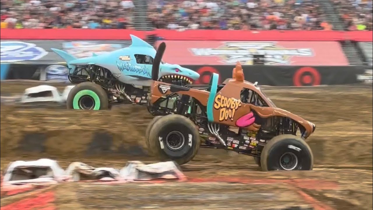 Monster Jam Full Racing Competition | World Finals 22 - YouTube