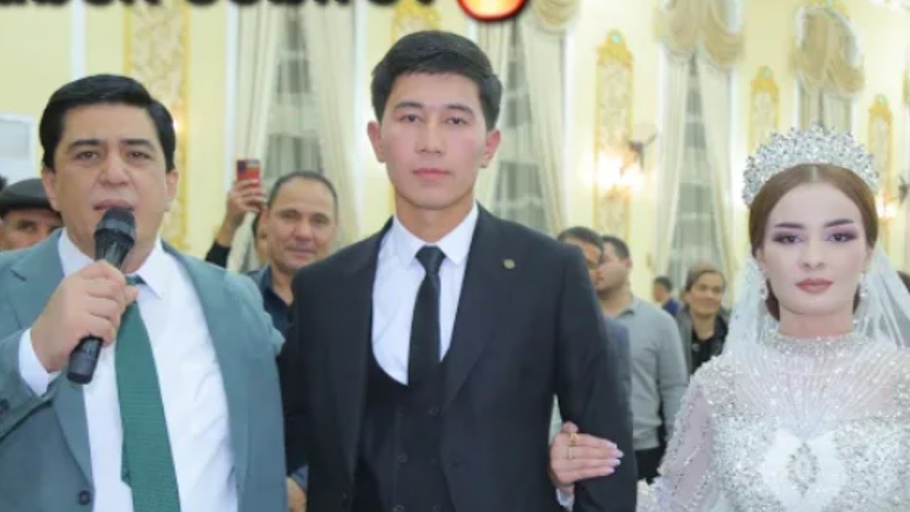 Og'abek Sobirov Xorazm bogotda toyda Boomba toy - YouTube