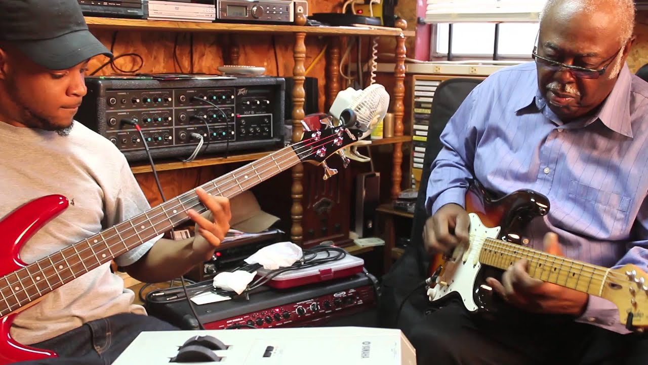 Benjamin Phillips playing "Oh when the saints" - YouTube
