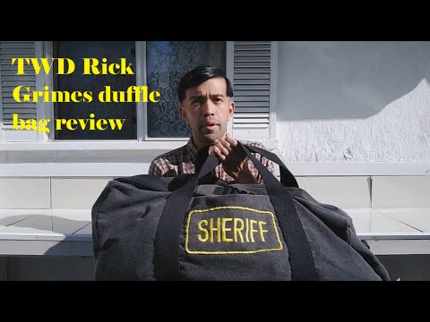TWD Rick Grimes Sheriff Duffle Bag Season 1 Prop Review - YouTube
