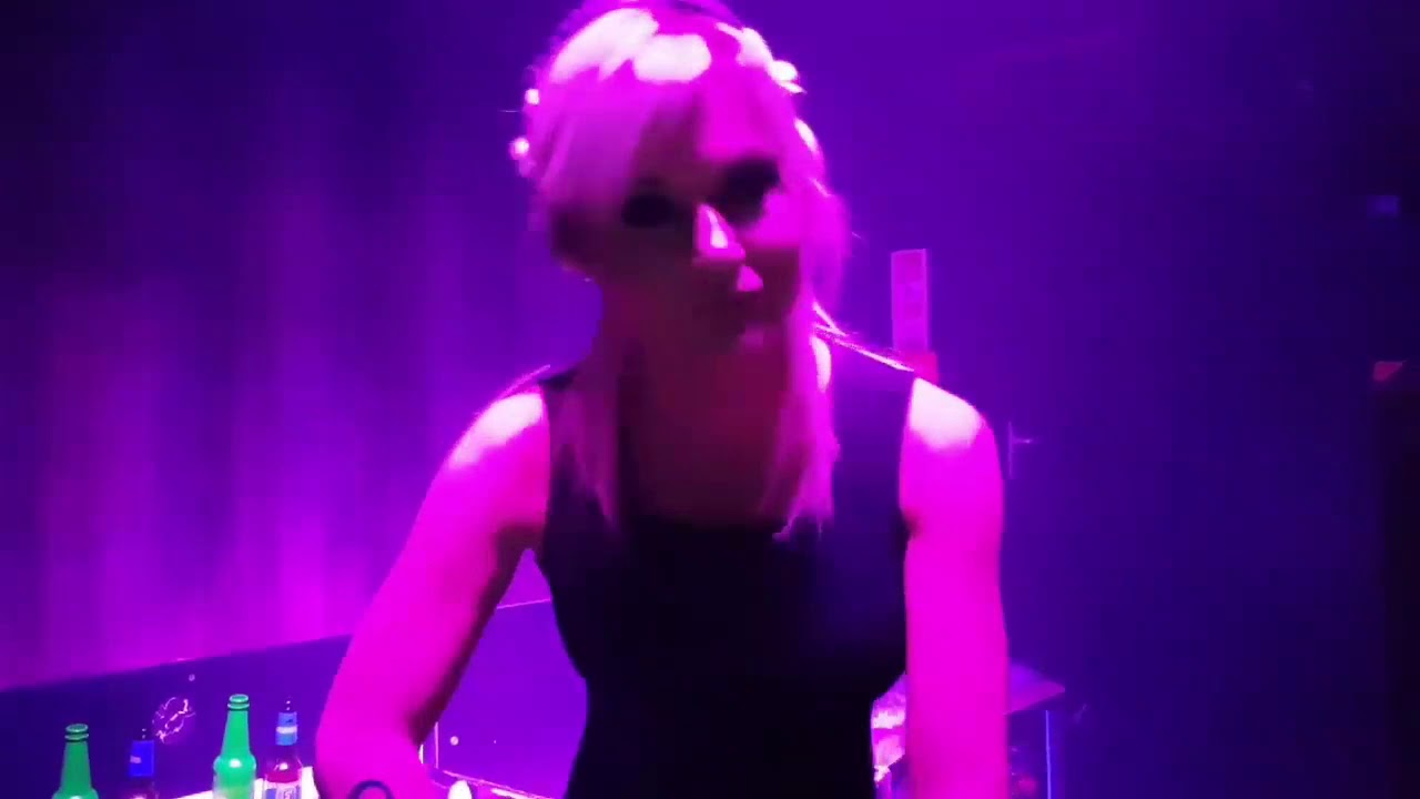 DJ Monroe | Female DJ | Dubai # 1 ent. booking agency | 33 Music Group ...