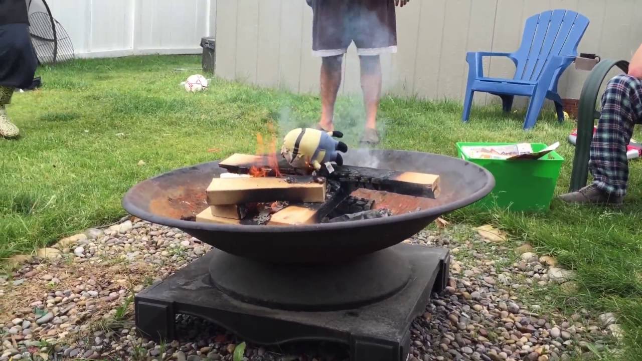 BEST MINION BURN ON THE INTERNET EVER - YouTube