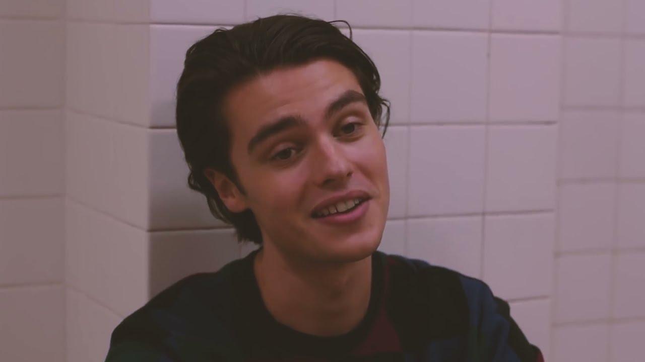 Felix Mallard (also Markus Baker from Ginny and Georgia) - YouTube