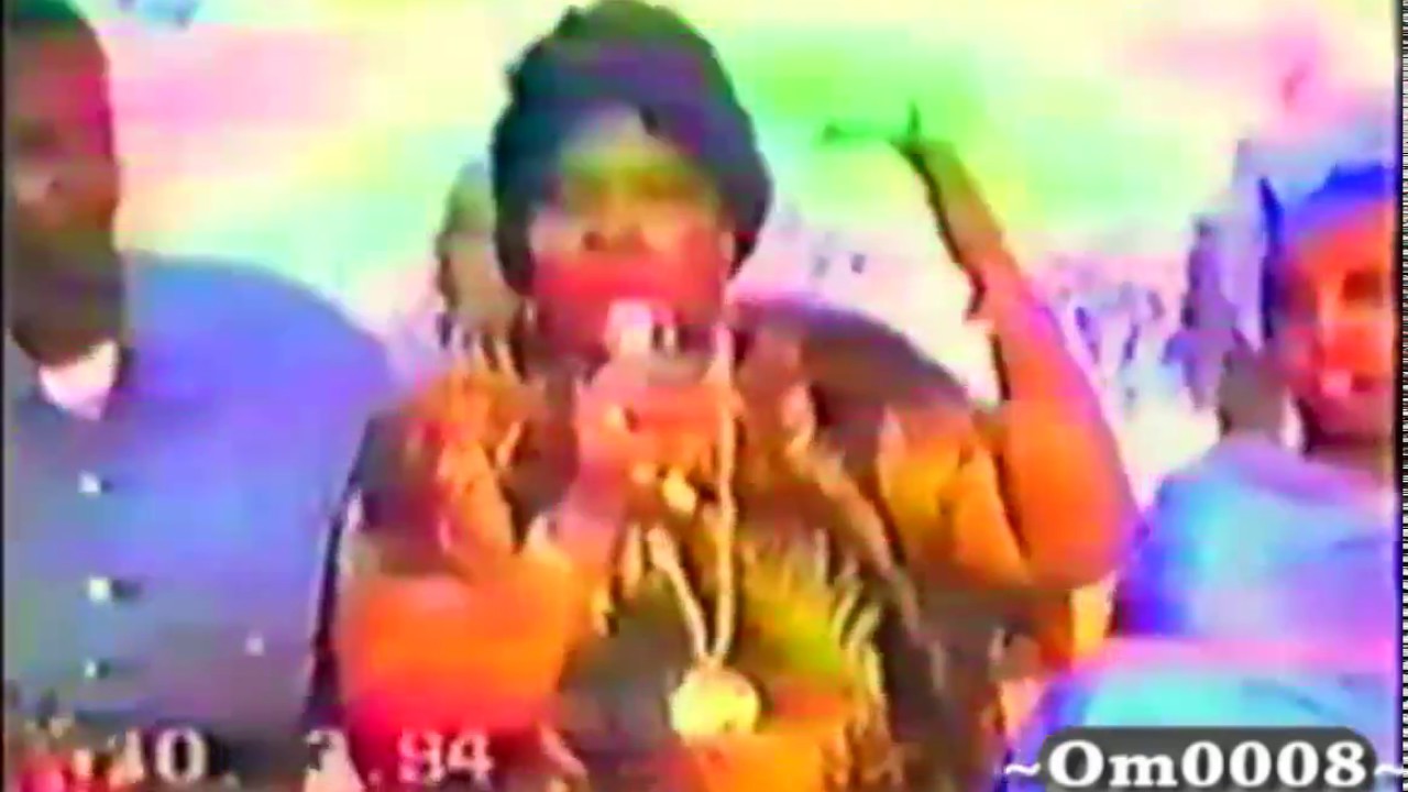 Boqorada Codka Magool & Boqorka Giitaarka Sheekh Cabdi - YouTube