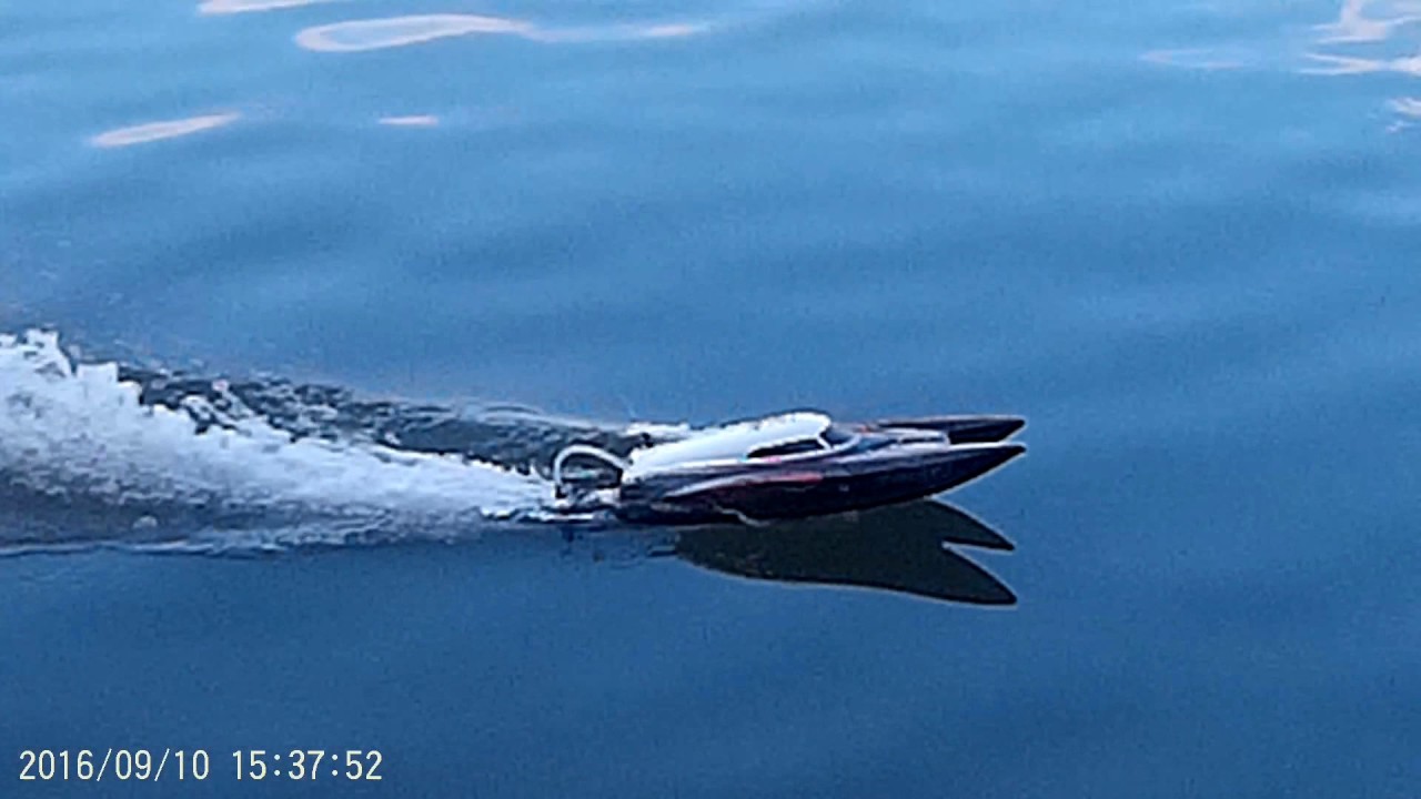 Turnigy Centurion RC Boat - YouTube