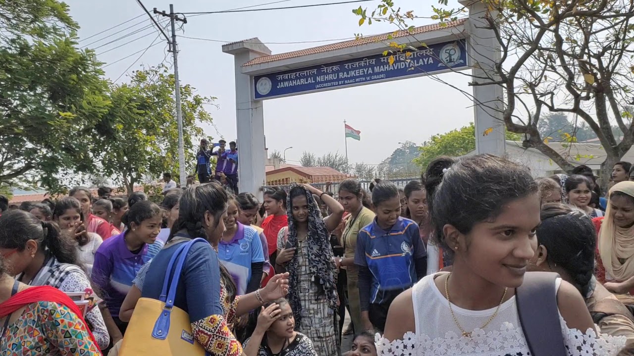 JNRM College All Girls and Boys Hostel Students in protest ,Port Blair ...