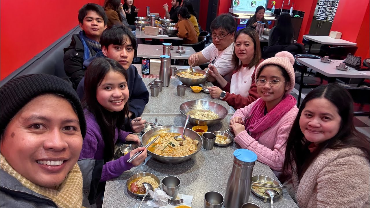 Dinner with the Laigos at Perfect Meat Bowl on a Cold Night! 🥩🍲 - YouTube