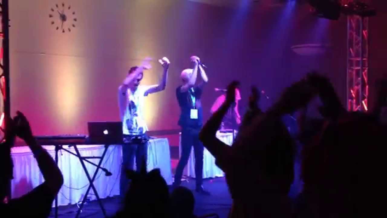 MLP-MSP 2014 Electronic Concert: F3nning & Living Tombstone - YouTube