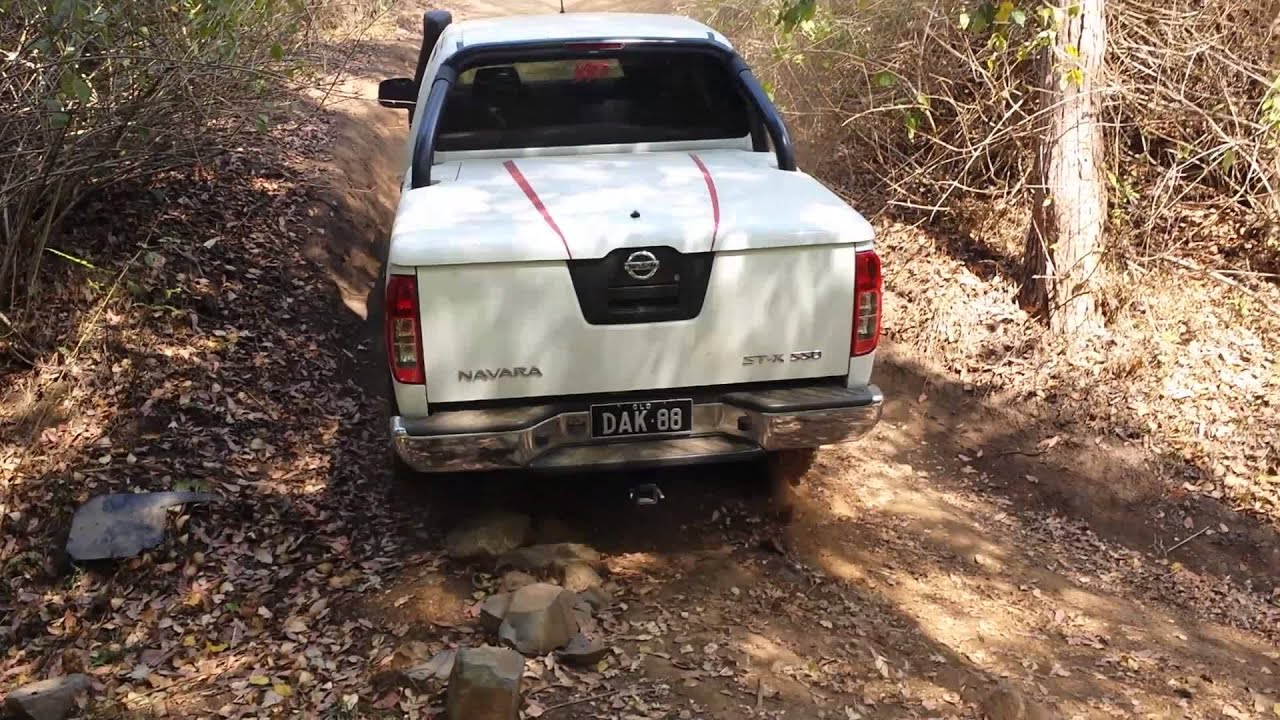 Navara stx 550 hill climb - YouTube