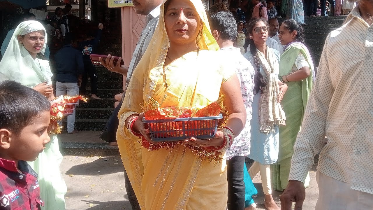 Sandhya tiwari lokgeet is live - YouTube