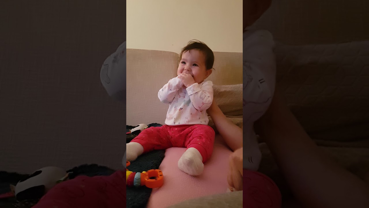 My daughter thinks it's hilarious when her daddy is choking!! - YouTube