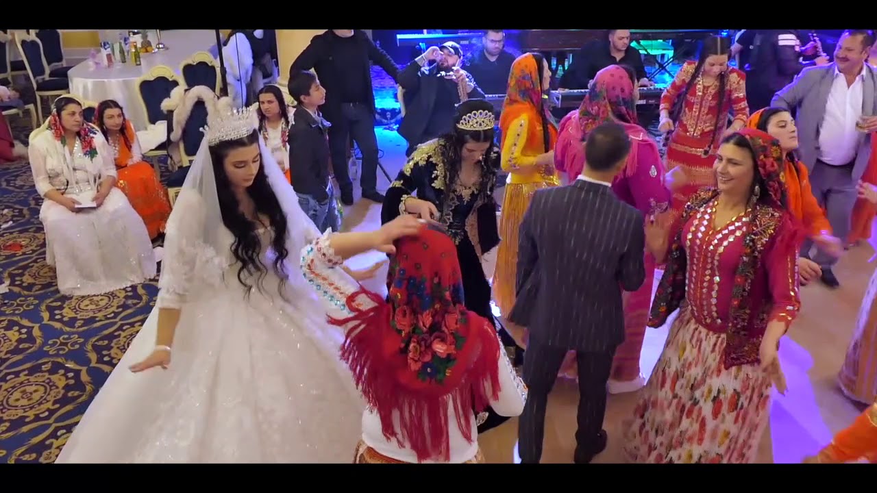 Raluca Dragoi - Facem nebunie mare [ Videoclip Oficial ] 2020 || Queen ...