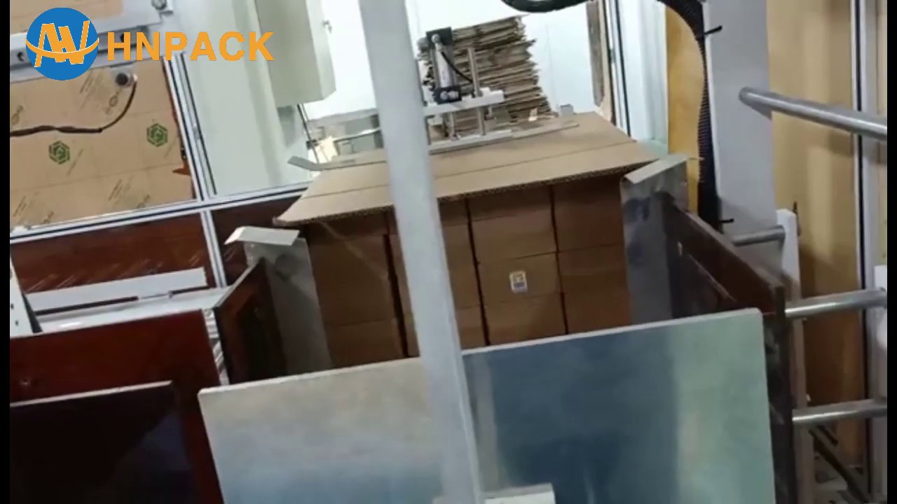 hennopack side load case packer for small carton box packer - YouTube