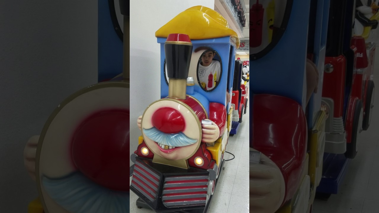 1990s Train kiddie ride "Santa Fe Sam" (Now gone) - YouTube