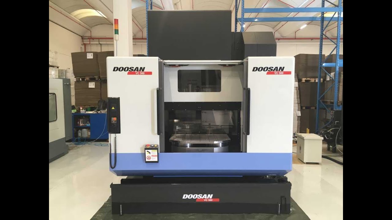 DOOSAN ACE VC500 - YouTube