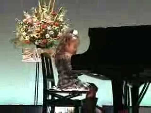 Windows Movie Maker Sample File - YouTube