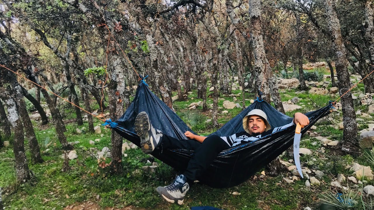 Surviving 24 hours in The Scary Wilderness: I Made a Hammock From ...