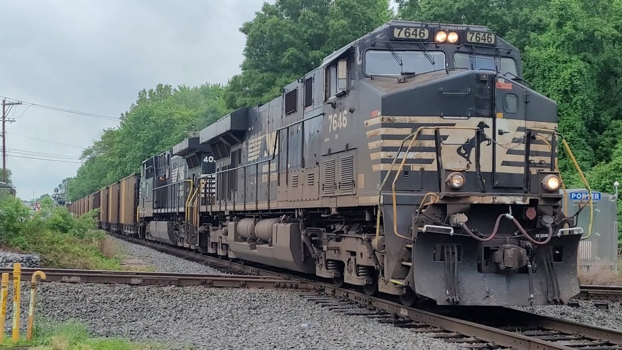 CSX and NS trains on the Philly Sub and New Castle Secondary!! - YouTube