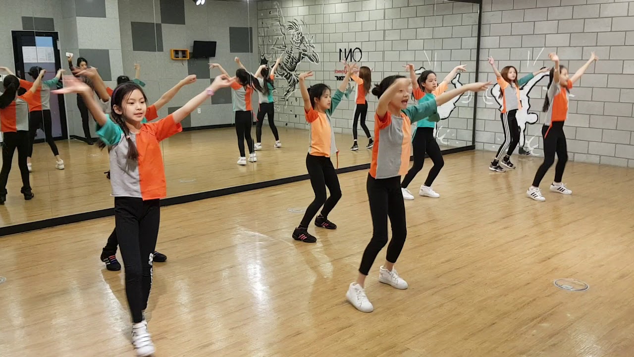 [Dance practice]2018.02.03 USSO GIRL Dance practice - YouTube
