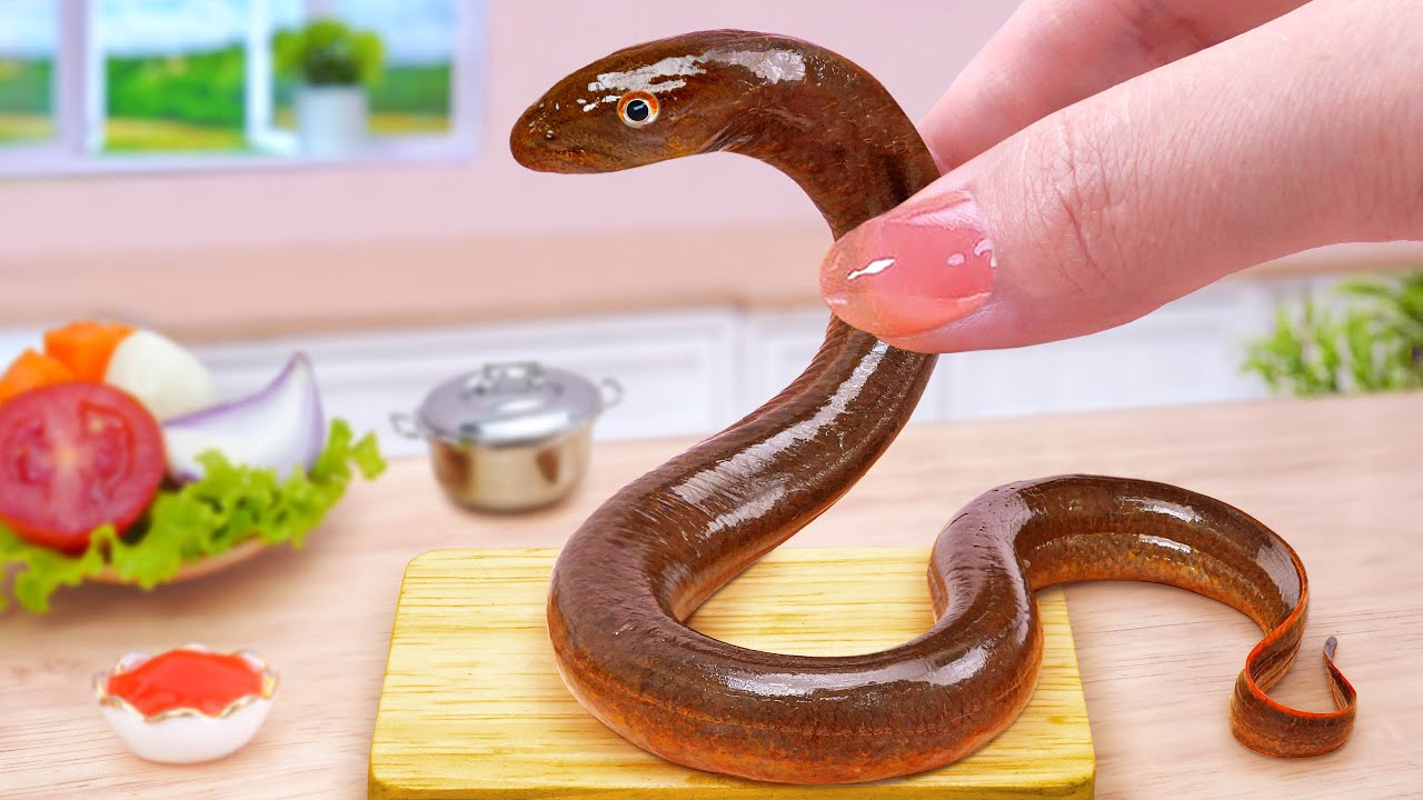 Catch Eels In The River 🐳 Best Tasty Miniature Eel Healthy Fish Recipe ...