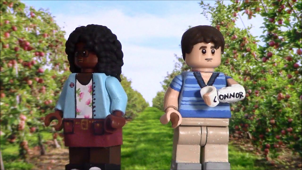 Custom LEGO Dear Evan Hansen minifigures (part 1) - YouTube