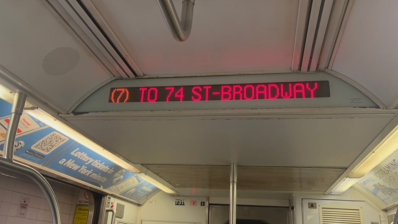 The 7 train that ends at 74th St-Broadway - YouTube
