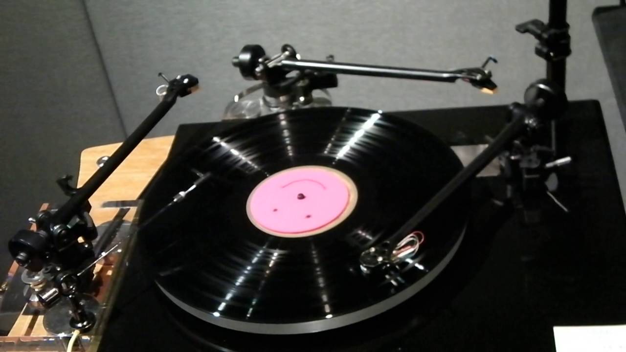 Three tonearms for an entry level turntable - YouTube