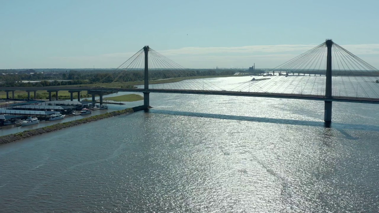 Alton Riverfront 4 - 9 14 19 - YouTube