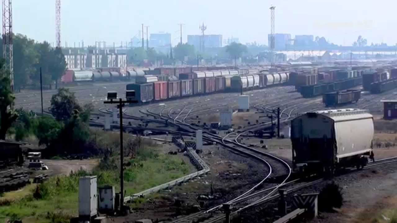 Ferrovalle - Patio de clasificación y retardadores - YouTube