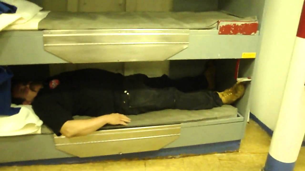 Battleship New Jersey Enlisted Bunks Camden NJ - YouTube
