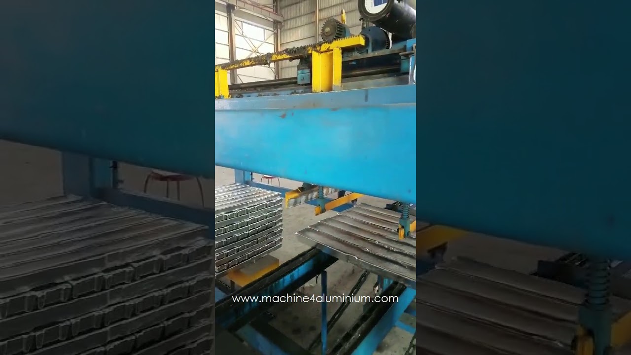 Aluminium ingot automatic stacker - YouTube
