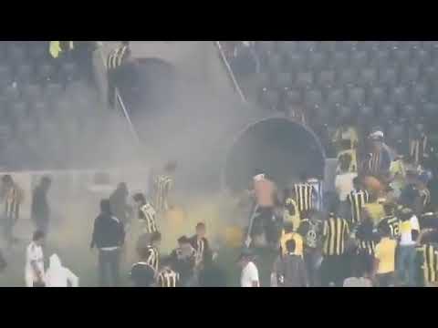KADIKÖY'DE MAÇ SONU OLAYLAR ❗ Fenerbahçe 2-4 Beşiktaş Maçı Sonrası Büyük Olaylar Çıktı ❗