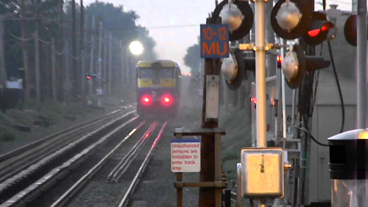 LIRR DM30AC 511 Before Its K5LLA In 2010 at New Hyde Park - YouTube