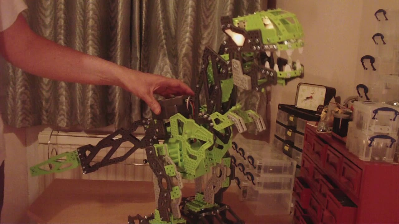 Meccano Meccasaur in action - YouTube