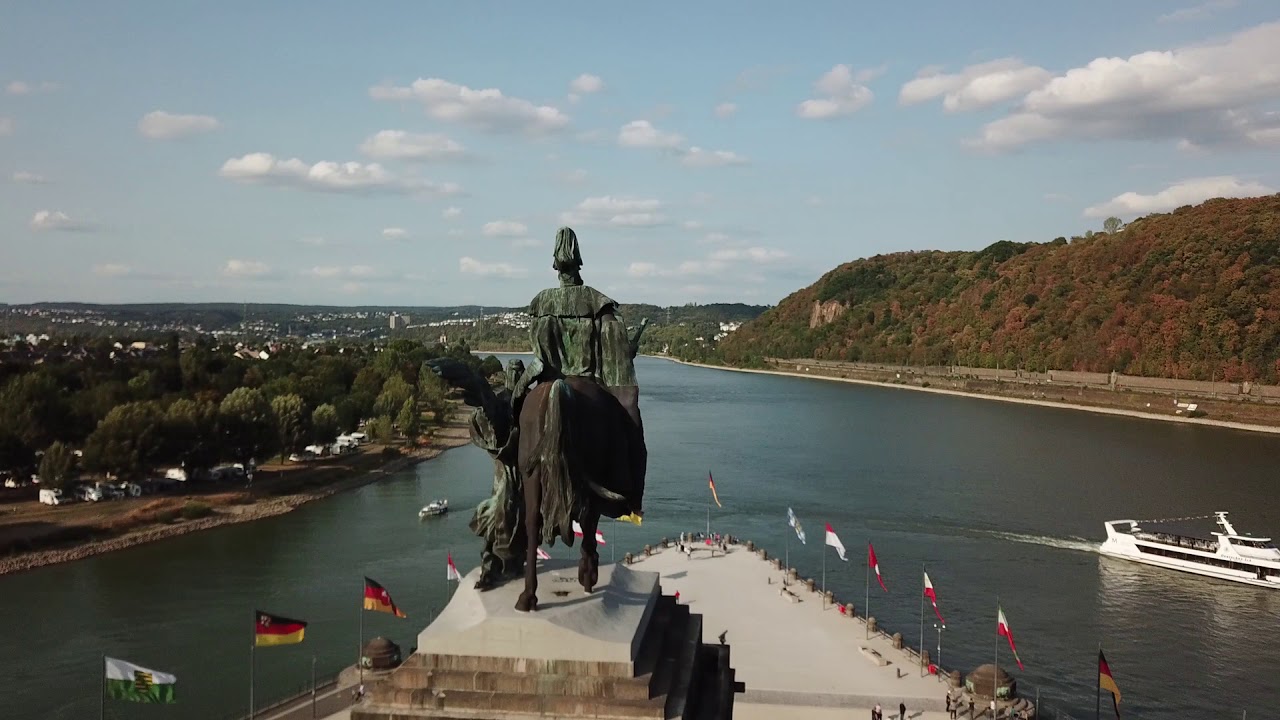 Deutsches Eck: Kaiser-Wilhelm-Denkmal - YouTube