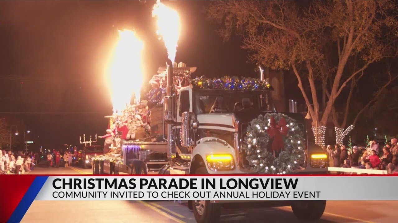 The Annual Longview Christmas Parade was held on Tuesday evening - YouTube