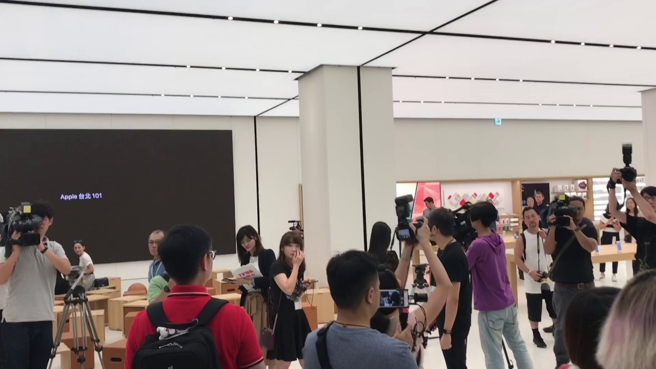 台北101 Apple Store迎賓、簡介 - YouTube