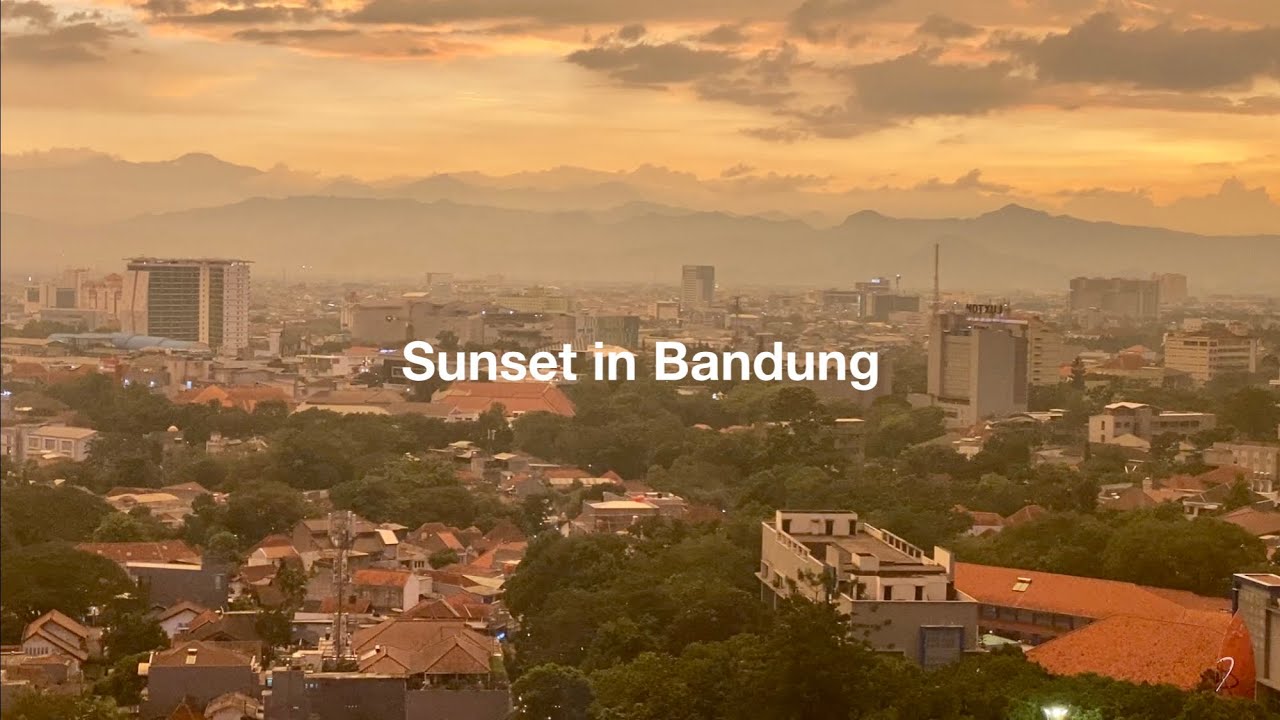 Sunset in Bandung, Indonesia インドネシア、バンドンの夕日 - YouTube