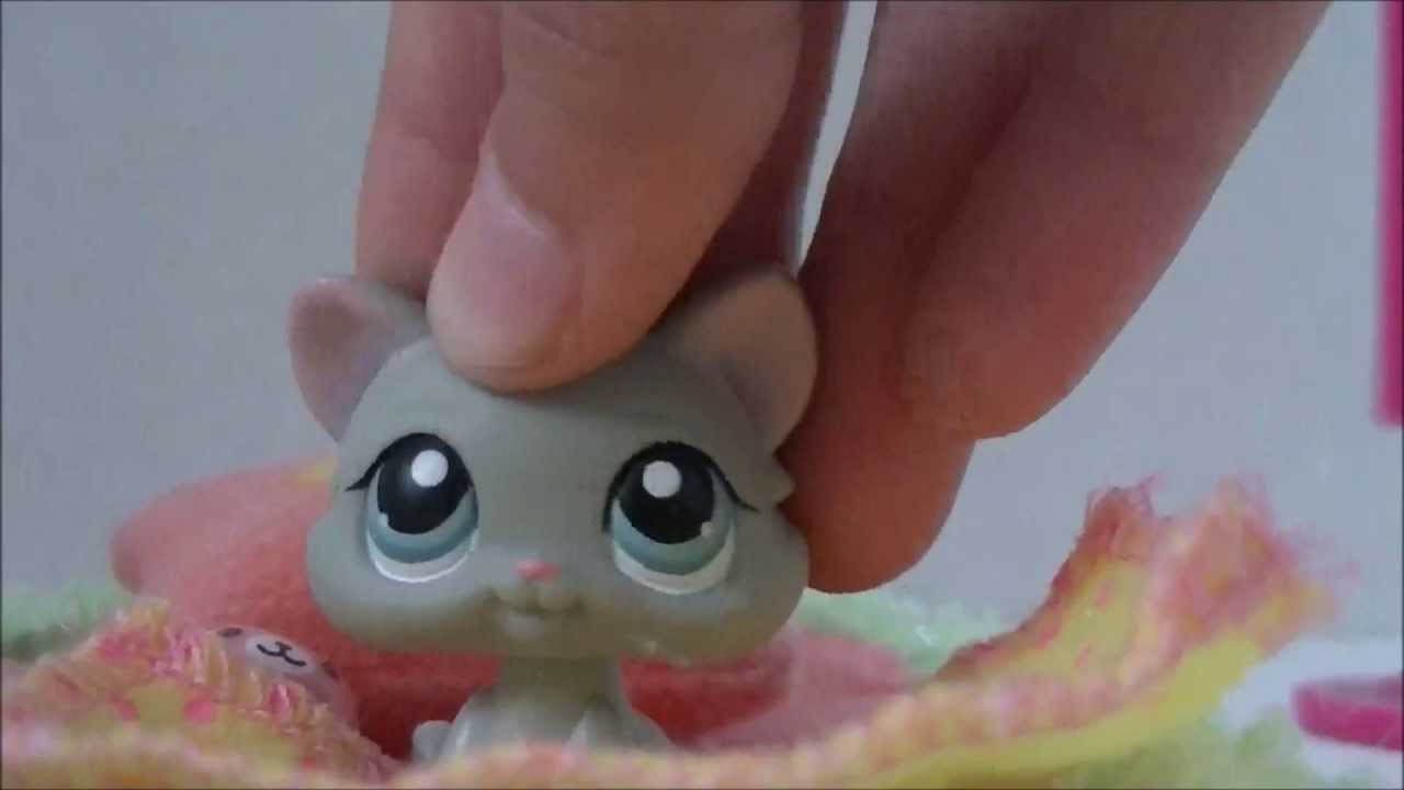 LPS Surviving Kindergarten part 1 (First day) - YouTube