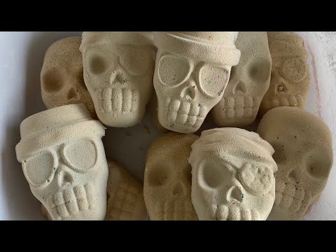 Bon Ami Cornstarch Skulls | Powder ASMR | #NoChalkNovember - YouTube