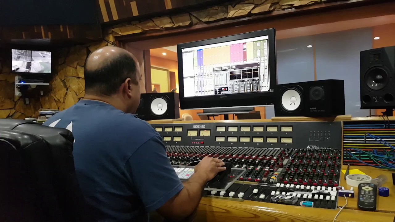 CHRISTIAN NEVES Y HERENCIA MUSICAL - YouTube