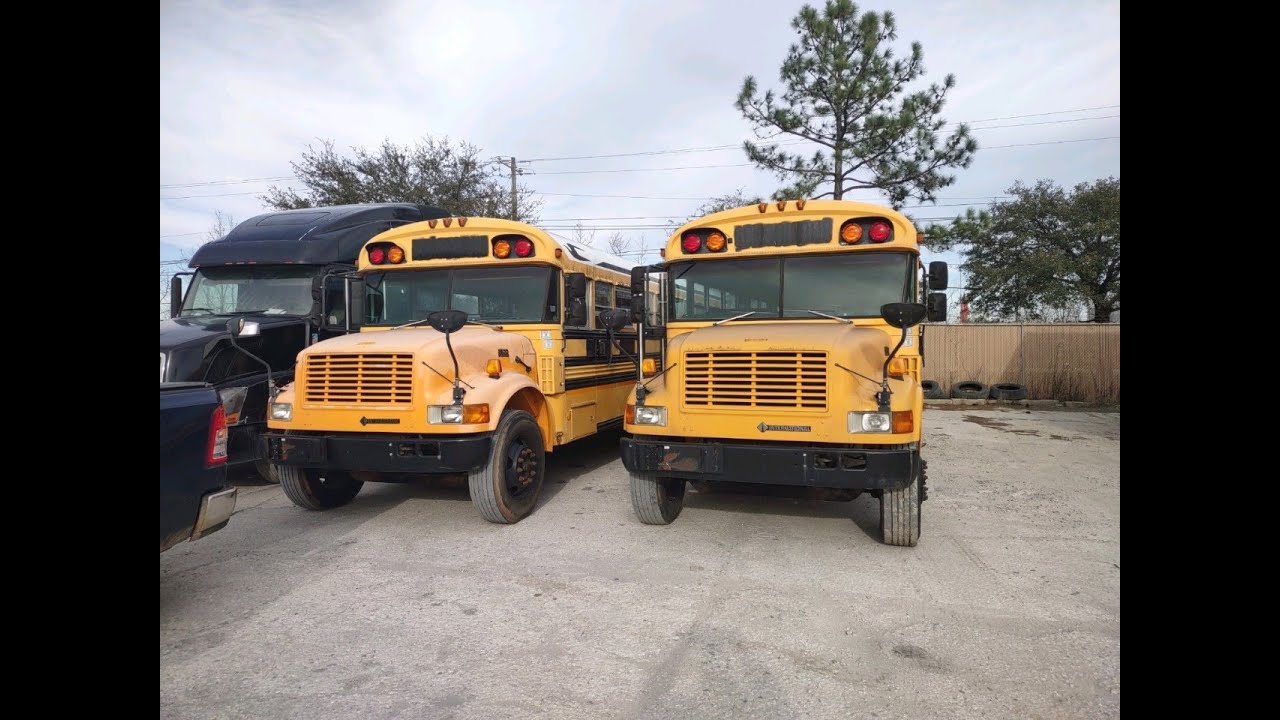 미국 스쿨버스 수입 & 버스카페 개조 School bus import & Skoolie Cafe Conversion - YouTube