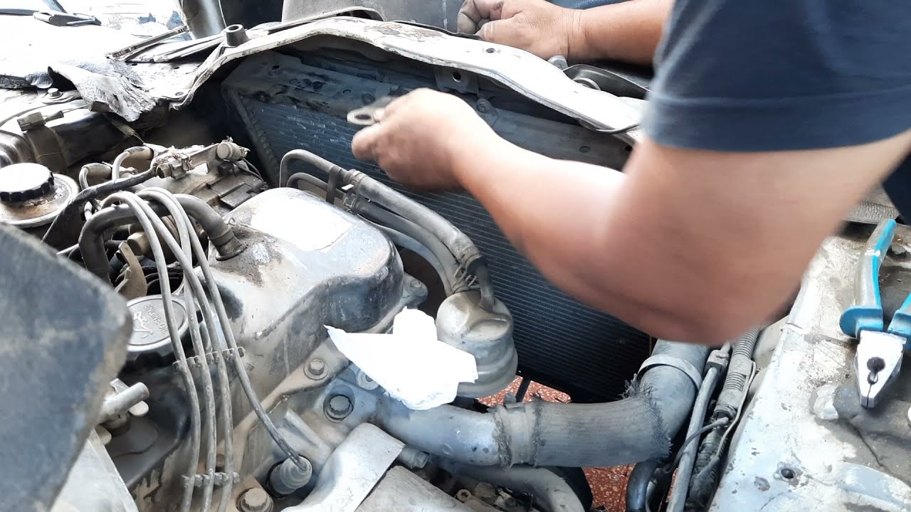 CHANGING NEW RADIATOR FOR TOYOTA HIACE Van Model 1995 - YouTube